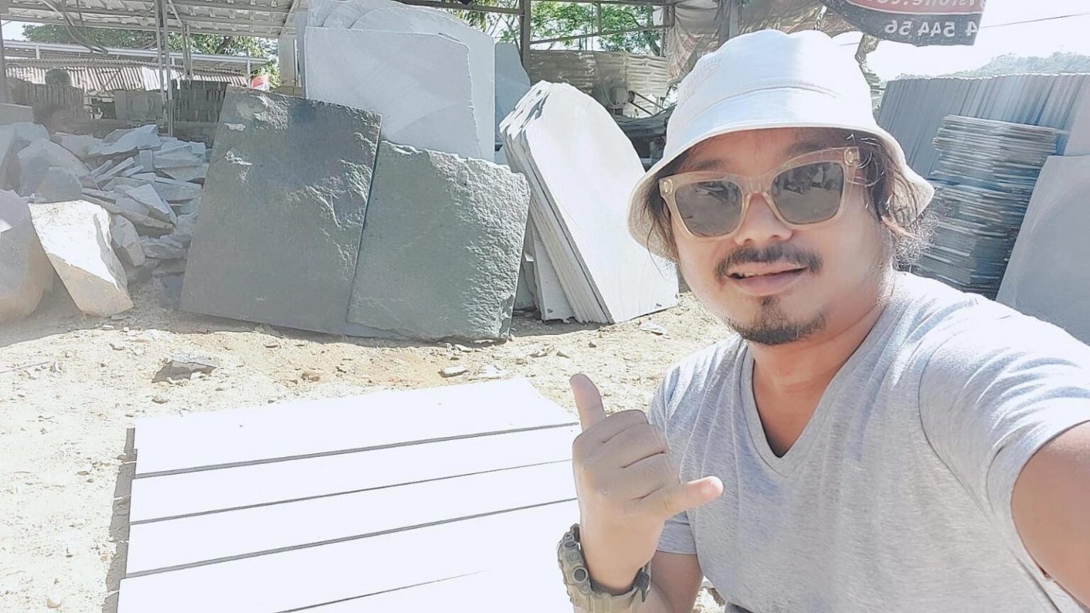 Sinergi Stone: Produsen Pabrik Batu Alam Andesit Cirebon